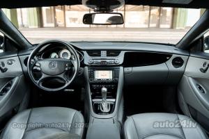 Melns Mercedes-Benz CLS-Class 2006 Tallina, ar dzinēja tilpumu 5.40 L un nobraukumu 244 tūkst. km par 20000 €, foto 16 vietnē AUTOMOTO.COM.LV
