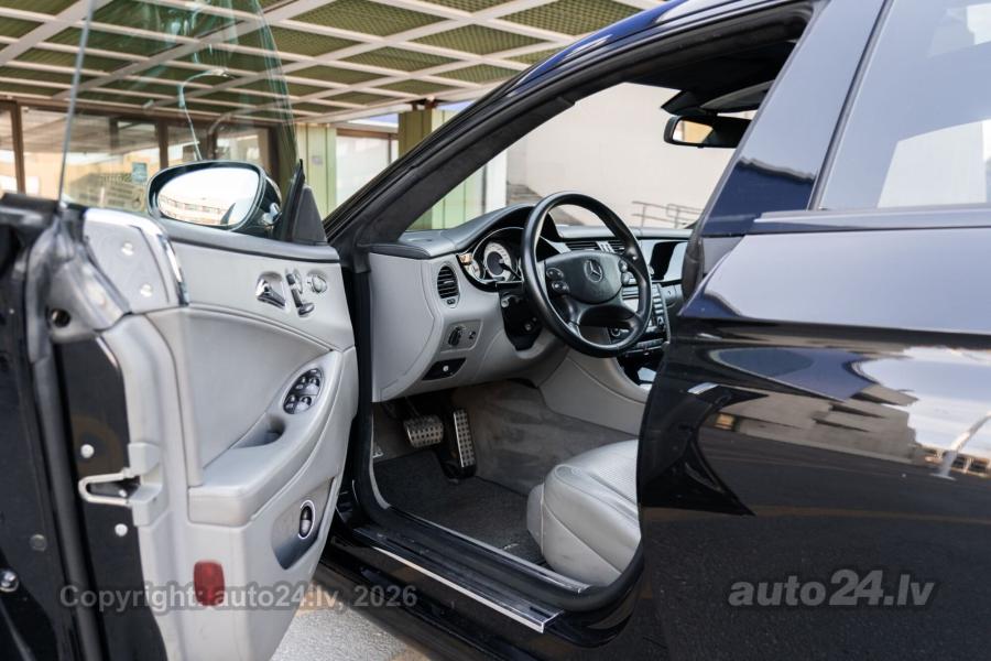 Melns Mercedes-Benz CLS-Class 2006 Tallina, ar dzinēja tilpumu 5.40 L un nobraukumu 244 tūkst. km par 20000 €, foto 19 vietnē AUTOMOTO.COM.LV
