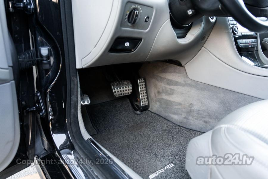 Melns Mercedes-Benz CLS-Class 2006 Tallina, ar dzinēja tilpumu 5.40 L un nobraukumu 244 tūkst. km par 20000 €, foto 21 vietnē AUTOMOTO.COM.LV