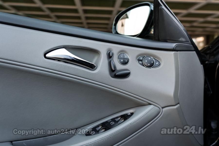 Melns Mercedes-Benz CLS-Class 2006 Tallina, ar dzinēja tilpumu 5.40 L un nobraukumu 244 tūkst. km par 20000 €, foto 22 vietnē AUTOMOTO.COM.LV
