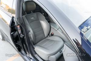 Melns Mercedes-Benz CLS-Class 2006 Tallina, ar dzinēja tilpumu 5.40 L un nobraukumu 244 tūkst. km par 20000 €, foto 25 vietnē AUTOMOTO.COM.LV