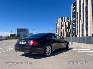 Black Mercedes-Benz CLS-Class 2007 in Tallinn, with an engine capacity of 3.00 L and mileage of 437 thousand km for 5000 €, photo 4 on AUTOMOTO.COM.LV