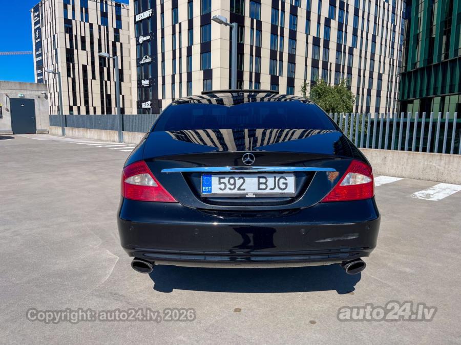 Black Mercedes-Benz CLS-Class 2007 in Tallinn, with an engine capacity of 3.00 L and mileage of 437 thousand km for 5000 €, photo 5 on AUTOMOTO.COM.LV