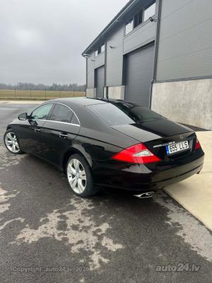 Black Mercedes-Benz CLS-Class 2008 in Viljandi, with an engine capacity of 3.00 L and mileage of 345 thousand km for 6500 €, photo 6 on AUTOMOTO.COM.LV
