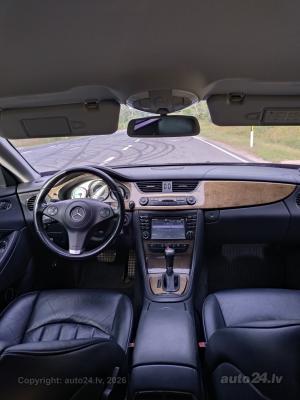 Melns Mercedes-Benz CLS-Class 2010 Tallina, ar dzinēja tilpumu 3.00 L un nobraukumu 309 tūkst. km par 9500 €, foto 7 vietnē AUTOMOTO.COM.LV