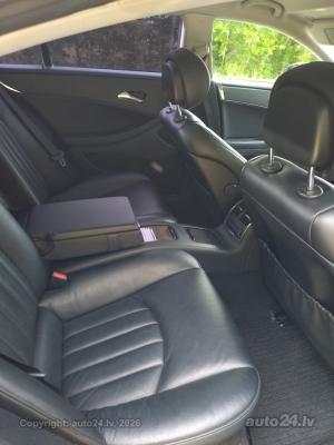 Melns Mercedes-Benz CLS-Class 2010 Tallina, ar dzinēja tilpumu 3.00 L un nobraukumu 309 tūkst. km par 9500 €, foto 9 vietnē AUTOMOTO.COM.LV
