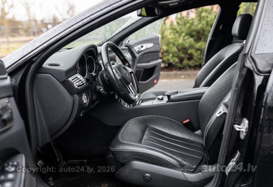 Black Mercedes-Benz CLS-Class 2011 in Tallinn, with an engine capacity of 3.00 L and mileage of 190 thousand km for 12900 €, photo 8 on AUTOMOTO.COM.LV