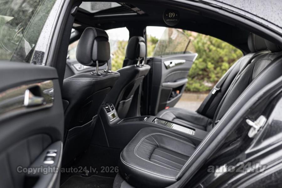 Black Mercedes-Benz CLS-Class 2011 in Tallinn, with an engine capacity of 3.00 L and mileage of 190 thousand km for 12900 €, photo 9 on AUTOMOTO.COM.LV