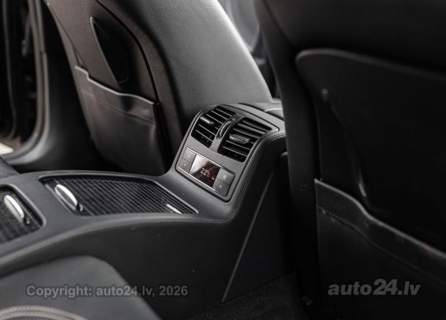 Black Mercedes-Benz CLS-Class 2011 in Tallinn, with an engine capacity of 3.00 L and mileage of 190 thousand km for 12900 €, photo 15 on AUTOMOTO.COM.LV
