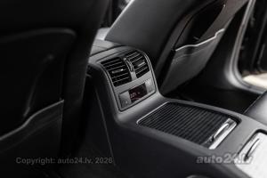 Black Mercedes-Benz CLS-Class 2011 in Tallinn, with an engine capacity of 3.00 L and mileage of 190 thousand km for 12900 €, photo 16 on AUTOMOTO.COM.LV