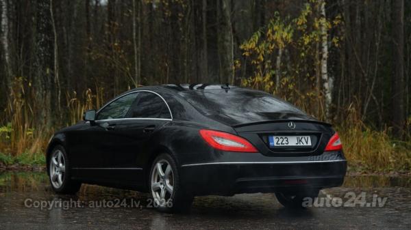 Melns Mercedes-Benz CLS-Class 2012 Tallina, ar dzinēja tilpumu 2.14 L un nobraukumu 258 tūkst. km par 11999 €, foto 4 vietnē AUTOMOTO.COM.LV