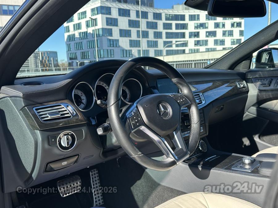 Black Mercedes-Benz CLS-Class 2013 in Tallinn, with an engine capacity of 3.00 L and mileage of 249 thousand km for 11900 €, photo 7 on AUTOMOTO.COM.LV