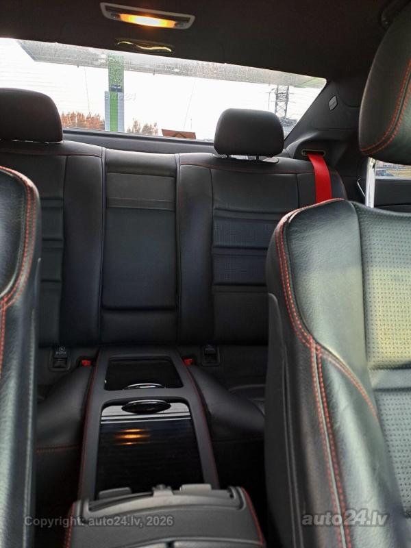 Black Mercedes-Benz CLS-Class 2015 in Parnu, with an engine capacity of 3.00 L and mileage of 263 thousand km for 18000 €, photo 11 on AUTOMOTO.COM.LV