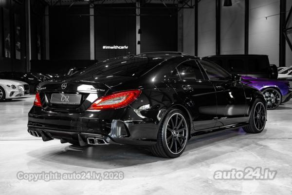 Black Mercedes-Benz CLS-Class 2015 in Riga, with an engine capacity of 5.50 L and mileage of 204 thousand km for 35900 €, photo 5 on AUTOMOTO.COM.LV