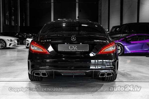 Black Mercedes-Benz CLS-Class 2015 in Riga, with an engine capacity of 5.50 L and mileage of 204 thousand km for 35900 €, photo 6 on AUTOMOTO.COM.LV
