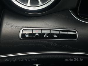Melns Mercedes-Benz CLS-Class 2018 Pērnava, ar dzinēja tilpumu 2.90 L un nobraukumu 118 tūkst. km par 33900 €, foto 15 vietnē AUTOMOTO.COM.LV