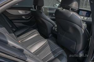 Black Mercedes-Benz CLS-Class 2019 in Tallinn, with an engine capacity of 2.90 L and mileage of 210 thousand km for 32500 €, photo 22 on AUTOMOTO.COM.LV
