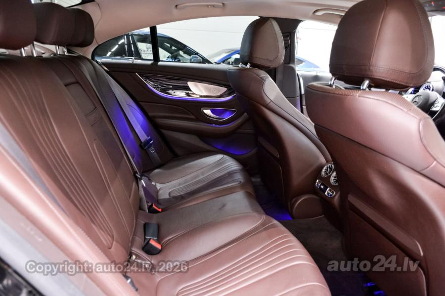 Melns Mercedes-Benz CLS-Class 2019 Tallina, ar dzinēja tilpumu 3.00 L un nobraukumu 135 tūkst. km par 40900 €, foto 10 vietnē AUTOMOTO.COM.LV