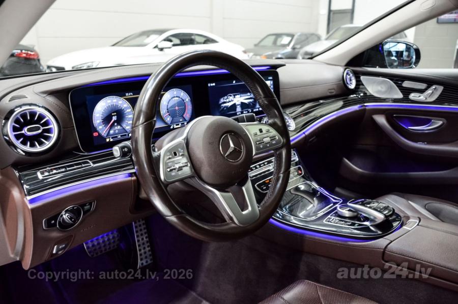 Melns Mercedes-Benz CLS-Class 2019 Tallina, ar dzinēja tilpumu 3.00 L un nobraukumu 135 tūkst. km par 40900 €, foto 13 vietnē AUTOMOTO.COM.LV