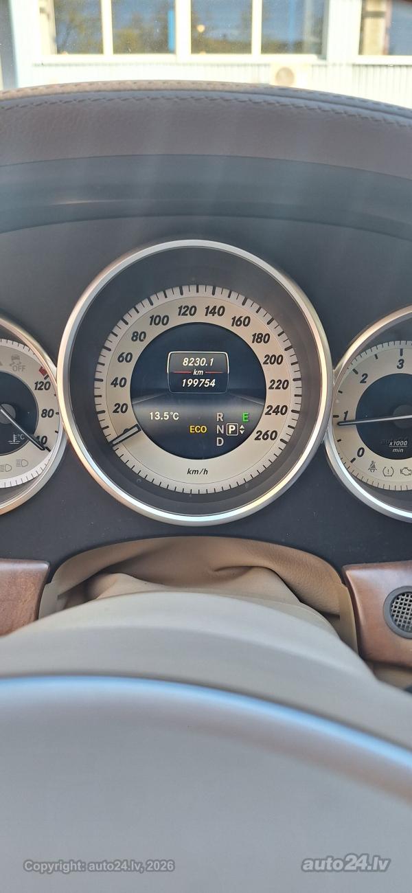 Melns Mercedes-Benz CLS-Class 2014 Tallina, ar dzinēja tilpumu 2.10 L un nobraukumu 199 tūkst. km par 13550 €, foto 8 vietnē AUTOMOTO.COM.LV