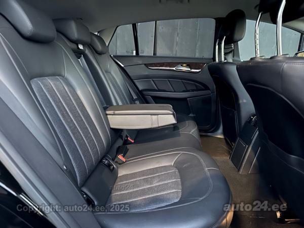 Melns Mercedes-Benz CLS-Class 2015 Tartu, ar dzinēja tilpumu 3.00 L un nobraukumu 240 tūkst. km par 15899 €, foto 11 vietnē AUTOMOTO.COM.LV