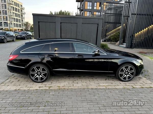 Black Mercedes-Benz CLS-Class 2015 in Tartu, with an engine capacity of 3.00 L and mileage of 240 thousand km for 13999 €, photo 5 on AUTOMOTO.COM.LV
