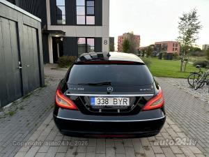 Black Mercedes-Benz CLS-Class 2015 in Tartu, with an engine capacity of 3.00 L and mileage of 240 thousand km for 13999 €, photo 9 on AUTOMOTO.COM.LV
