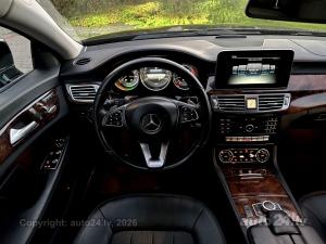 Black Mercedes-Benz CLS-Class 2015 in Tartu, with an engine capacity of 3.00 L and mileage of 240 thousand km for 13999 €, photo 14 on AUTOMOTO.COM.LV