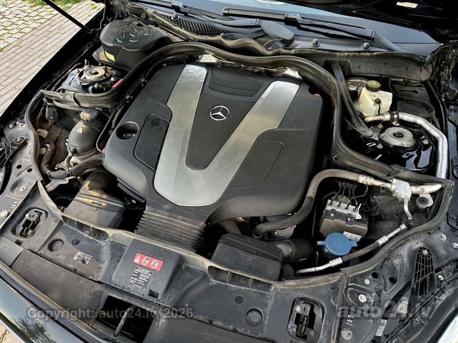 Black Mercedes-Benz CLS-Class 2015 in Tartu, with an engine capacity of 3.00 L and mileage of 240 thousand km for 13999 €, photo 25 on AUTOMOTO.COM.LV