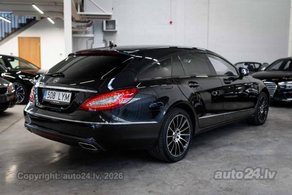 Melns Mercedes-Benz CLS-Class 2015 Tallina, ar dzinēja tilpumu 3.00 L un nobraukumu 242 tūkst. km par 13990 €, foto 8 vietnē AUTOMOTO.COM.LV
