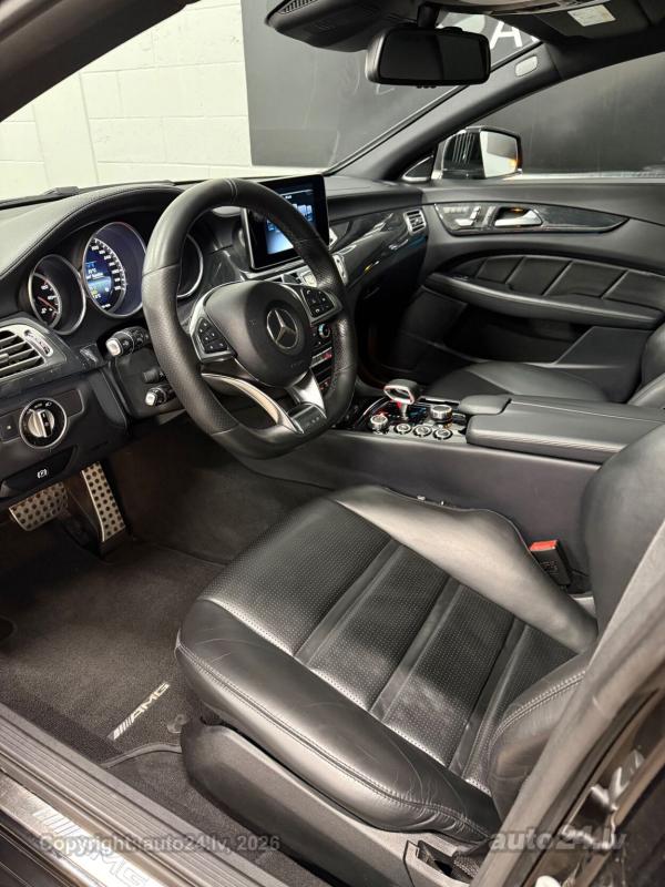 Melns Mercedes-Benz CLS-Class 2017 Tallina, ar dzinēja tilpumu 5.50 L un nobraukumu 157 tūkst. km par 36995 €, foto 11 vietnē AUTOMOTO.COM.LV