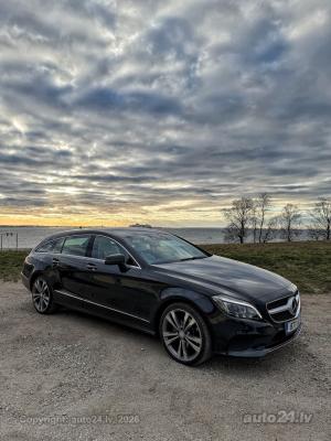 Black Mercedes-Benz CLS-Class 2017 in Tallinn, with an engine capacity of 2.10 L and mileage of 215 thousand km for 13999 €, photo 3 on AUTOMOTO.COM.LV