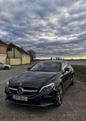 Black Mercedes-Benz CLS-Class 2017 in Tallinn, with an engine capacity of 2.10 L and mileage of 215 thousand km for 13999 €, photo 4 on AUTOMOTO.COM.LV