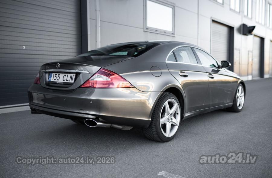 Brown Mercedes-Benz CLS-Class 2006 in Tallinn, with an engine capacity of 3.00 L and mileage of 398 thousand km for 5499 €, photo 7 on AUTOMOTO.COM.LV