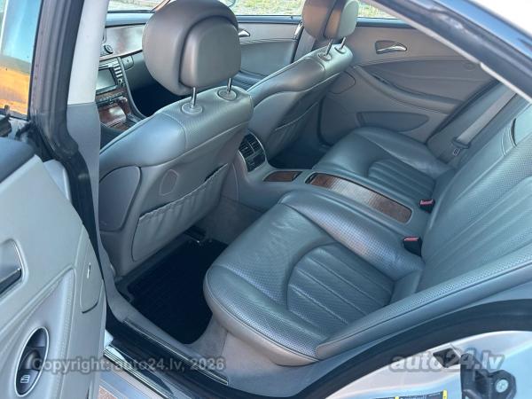 Mercedes-Benz CLS-Class 2005 Daugavpils, ar dzinēja tilpumu 3.50 L un nobraukumu 290 tūkst. km par 4490 €, foto 8 vietnē AUTOMOTO.COM.LV