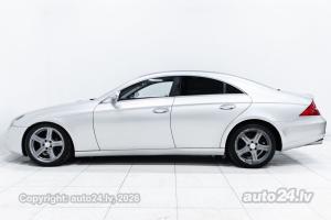 Pelēks Mercedes-Benz CLS-Class 2006 Tallina, ar dzinēja tilpumu 3.00 L un nobraukumu 280 tūkst. km par 4997 €, foto 6 vietnē AUTOMOTO.COM.LV