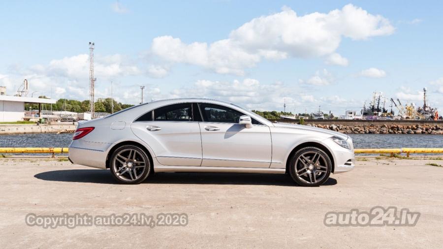 Pelēks Mercedes-Benz CLS-Class 2013 Tallina, ar dzinēja tilpumu 3.00 L un nobraukumu 222 tūkst. km par 18500 €, foto 5 vietnē AUTOMOTO.COM.LV