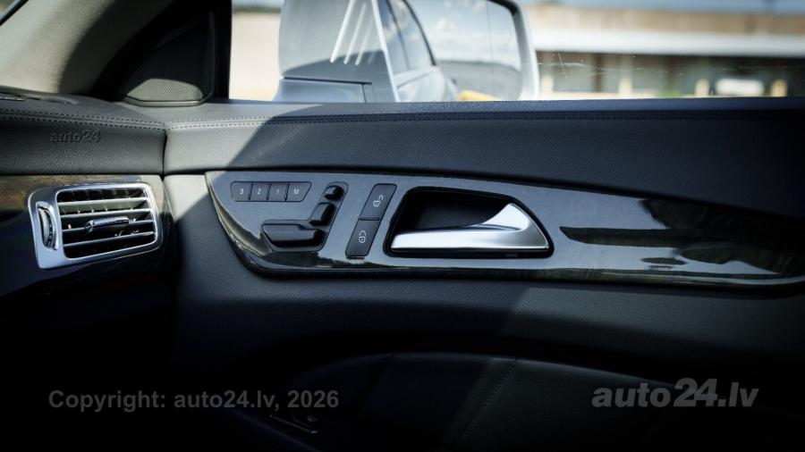 Pelēks Mercedes-Benz CLS-Class 2013 Tallina, ar dzinēja tilpumu 3.00 L un nobraukumu 222 tūkst. km par 18500 €, foto 11 vietnē AUTOMOTO.COM.LV