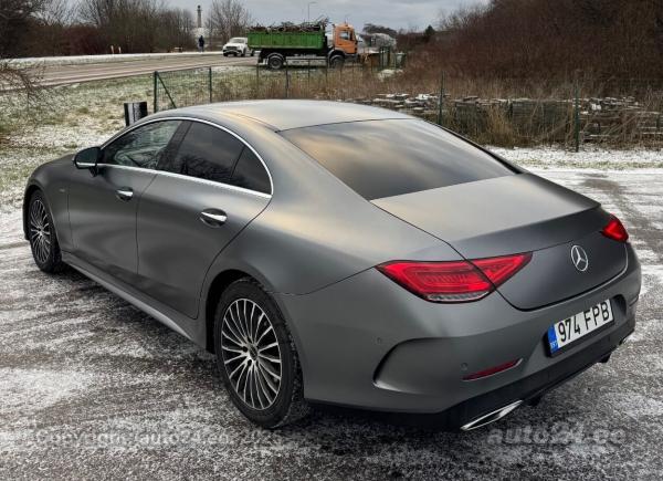 Grey Mercedes-Benz CLS-Class 2019 in Tallinn, with an engine capacity of 2.90 L and mileage of 168 thousand km for 41500 €, photo 3 on AUTOMOTO.COM.LV