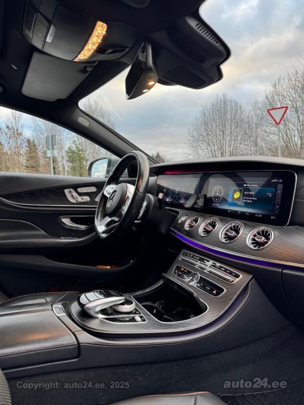 Grey Mercedes-Benz CLS-Class 2019 in Tallinn, with an engine capacity of 2.90 L and mileage of 168 thousand km for 41500 €, photo 11 on AUTOMOTO.COM.LV