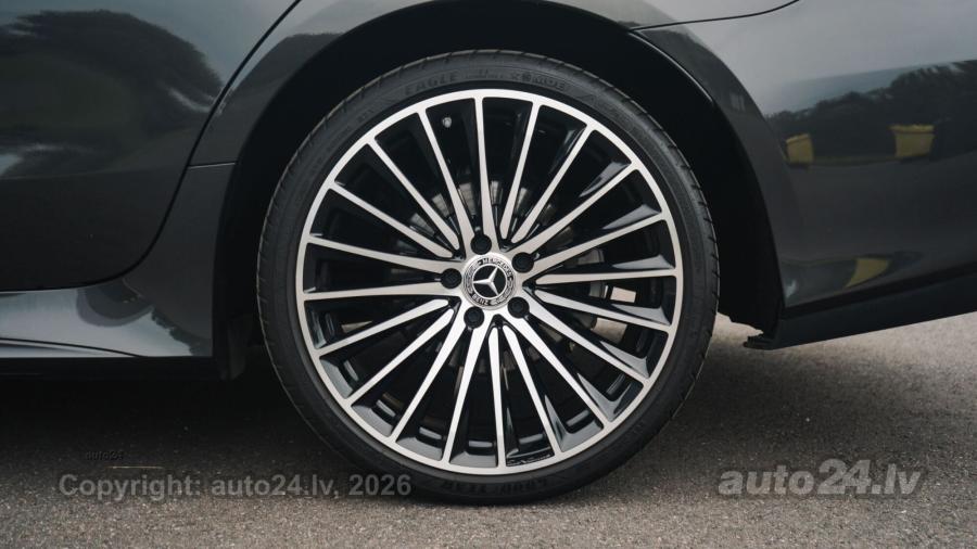 Grey Mercedes-Benz CLS-Class 2023 in Tallinn, with an engine capacity of 2.00 L and mileage of 45 thousand km for 64900 €, photo 16 on AUTOMOTO.COM.LV