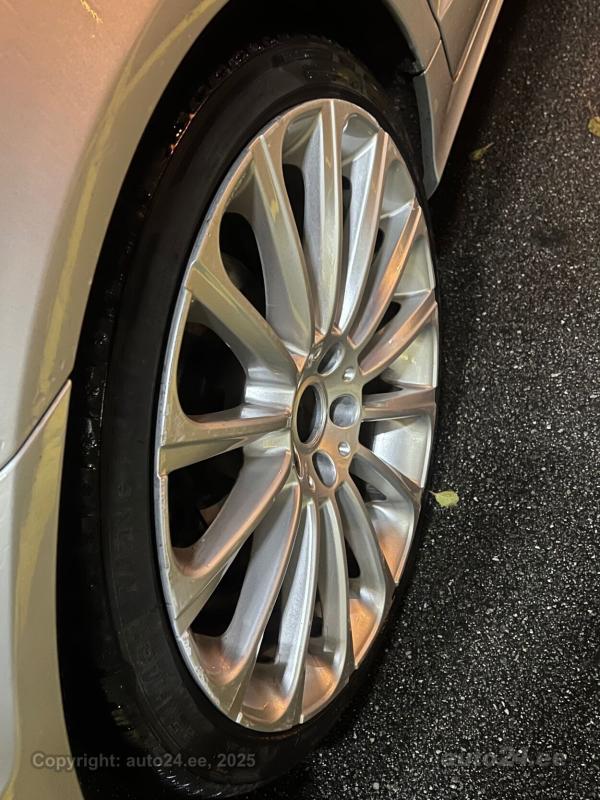 Pelēks Mercedes-Benz CLS-Class 2012 Tallina, ar dzinēja tilpumu 3.00 L un nobraukumu 279 tūkst. km par 13200 €, foto 11 vietnē AUTOMOTO.COM.LV