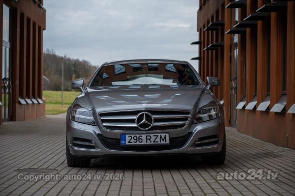 Grey Mercedes-Benz CLS-Class 2013 in Tallinn, with an engine capacity of 3.00 L and mileage of 336 thousand km for 9999 €, photo 5 on AUTOMOTO.COM.LV
