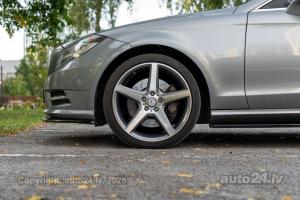 Grey Mercedes-Benz CLS-Class 2014 in Tallinn, with an engine capacity of 3.00 L and mileage of 223 thousand km for 17499 €, photo 9 on AUTOMOTO.COM.LV