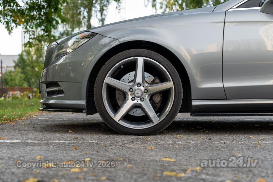 Grey Mercedes-Benz CLS-Class 2014 in Tallinn, with an engine capacity of 3.00 L and mileage of 223 thousand km for 17499 €, photo 9 on AUTOMOTO.COM.LV