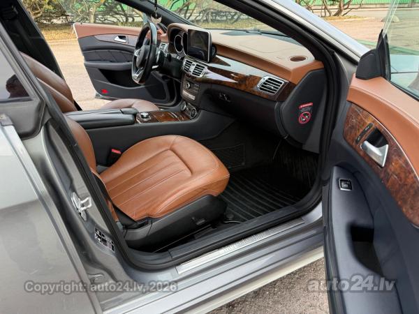 Grey Mercedes-Benz CLS-Class 2015 in Tallinn, with an engine capacity of 3.00 L and mileage of 188 thousand km for 15690 €, photo 10 on AUTOMOTO.COM.LV