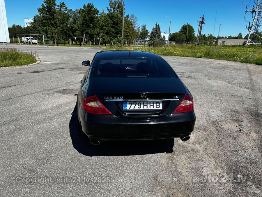 Mercedes-Benz CLS-Class 2006 Tallina, ar dzinēja tilpumu 3.00 L un nobraukumu 260 tūkst. km par 6500 €, foto 13 vietnē AUTOMOTO.COM.LV