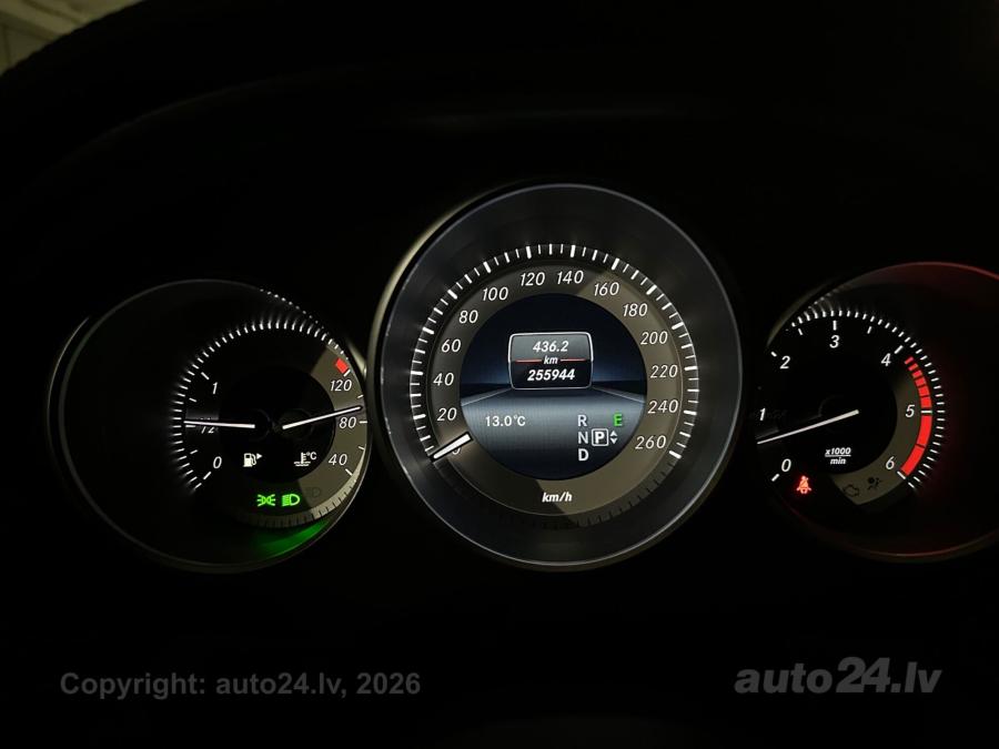 Mercedes-Benz CLS-Class 2015 Tallina, ar dzinēja tilpumu 3.00 L un nobraukumu 255 tūkst. km par 20000 €, foto 16 vietnē AUTOMOTO.COM.LV