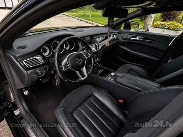 Violets Mercedes-Benz CLS-Class 2011 Valga, ar dzinēja tilpumu 3.00 L un nobraukumu 262 tūkst. km par 13400 €, foto 9 vietnē AUTOMOTO.COM.LV
