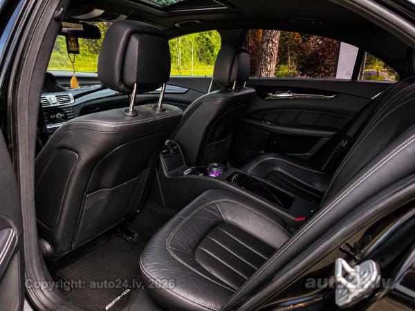 Violets Mercedes-Benz CLS-Class 2011 Valga, ar dzinēja tilpumu 3.00 L un nobraukumu 262 tūkst. km par 13400 €, foto 10 vietnē AUTOMOTO.COM.LV